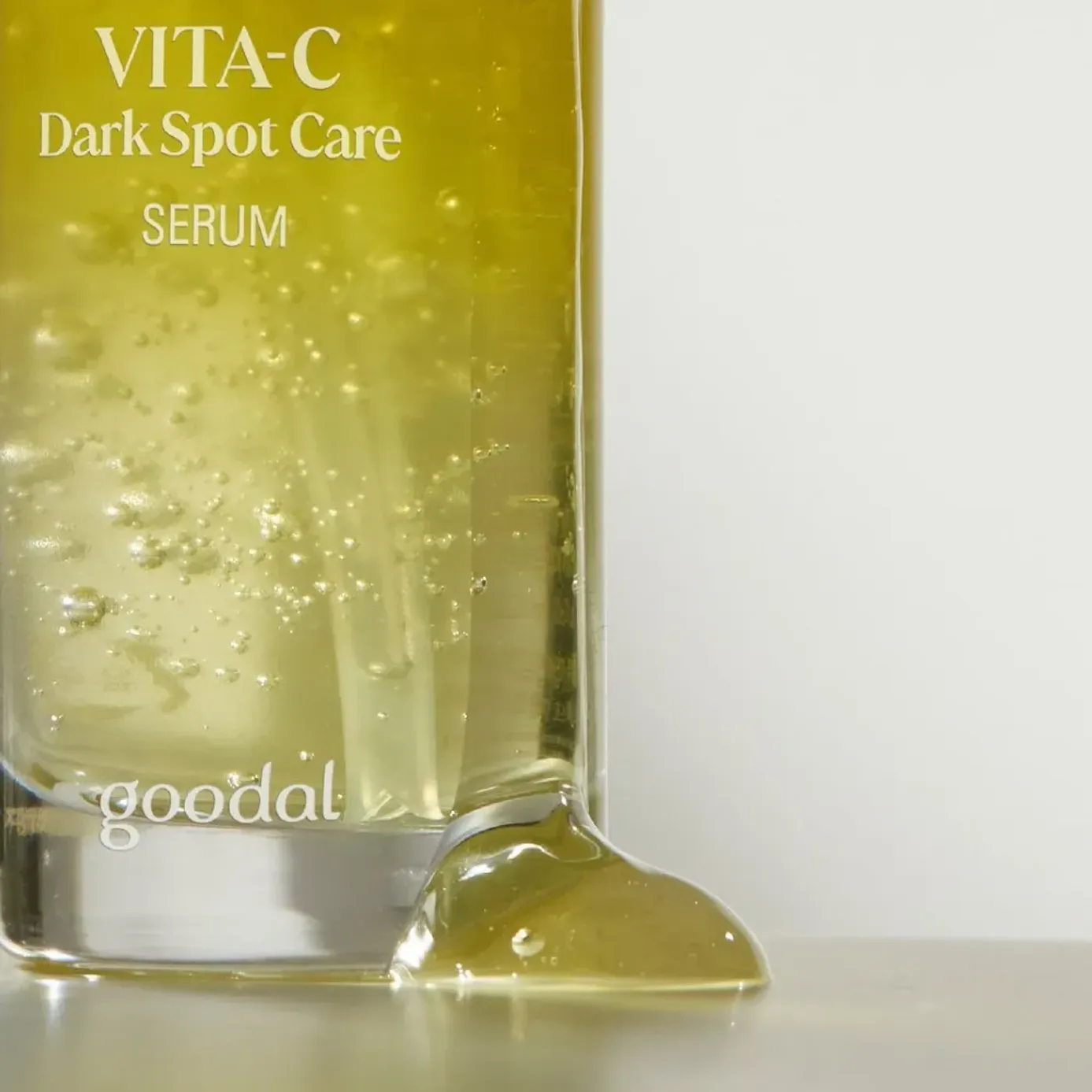 Tinh Chất Mờ Đốm Nâu Goodal Green Tangerine Vita C Dark Spot Care Serum