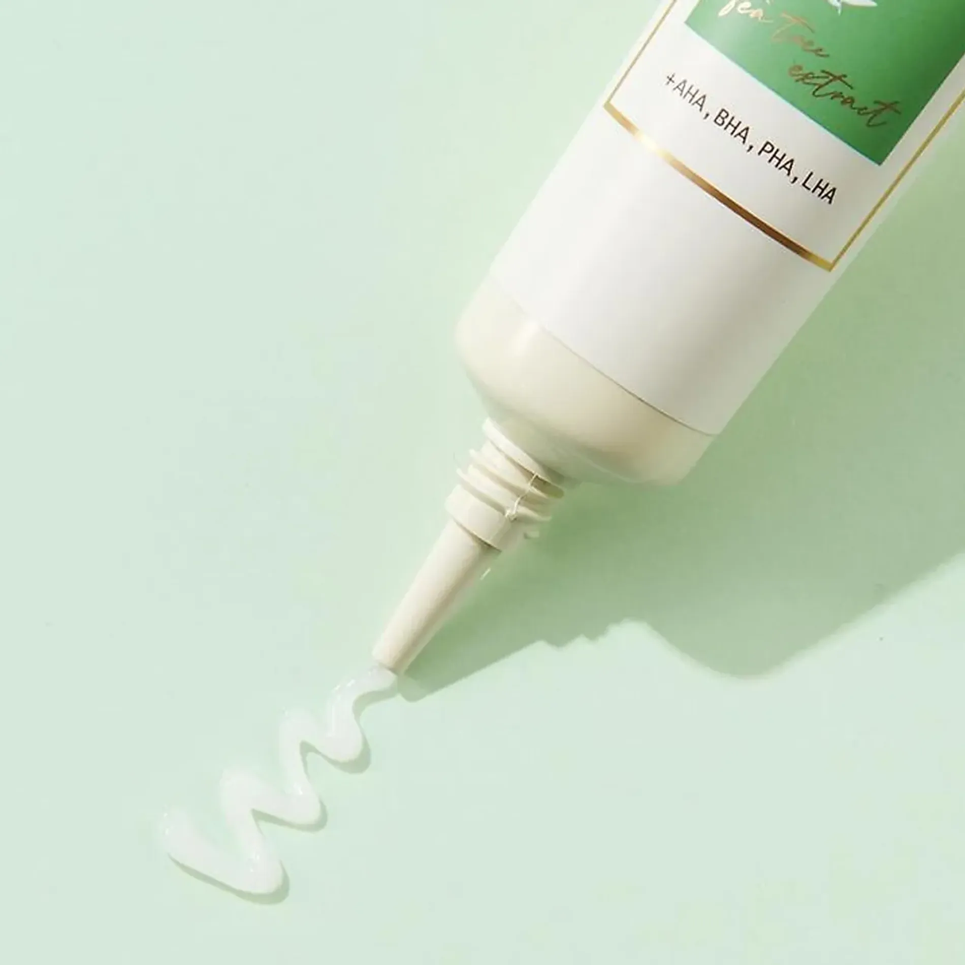 Kem Làm Dịu và Ngừa Mụn Jmsolution Nature Tea Tree Spot Cream 30ml