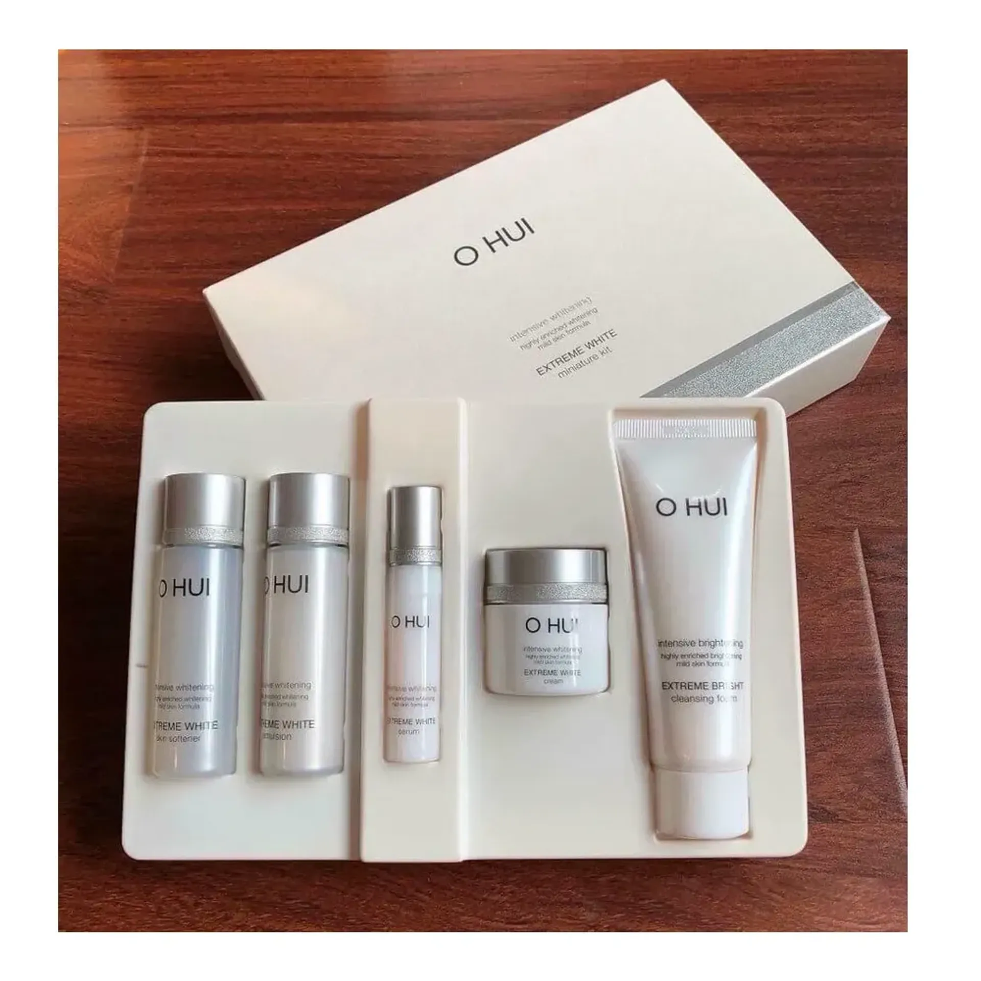 (GWP) Bộ Kit Ohui Làm Sáng Da Extreme White 5pcs