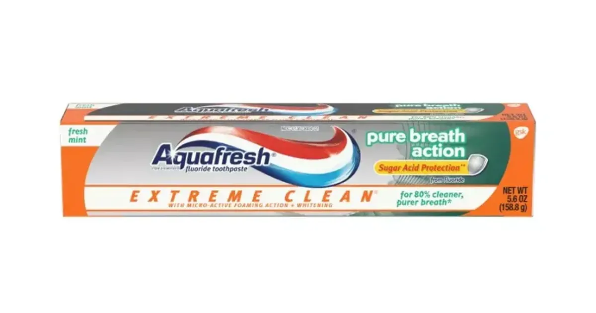Kem Đánh Răng Aquafresh Extreme Clean Pure Breath Toothpaste 158.7G